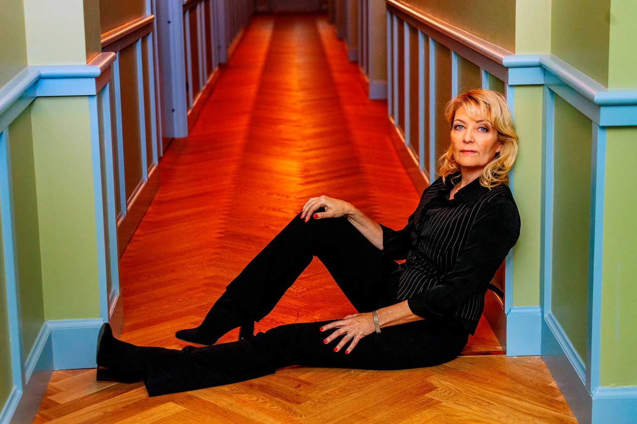 Mette Lisby fortæller om den overnaturlige krimi SER DU?